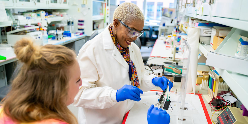 Understanding how arsenic changes chromatin and causes cancer